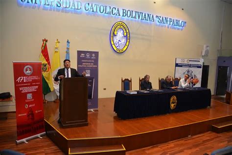 Presentación Del Informe De Política Monetaria Universidad Católica