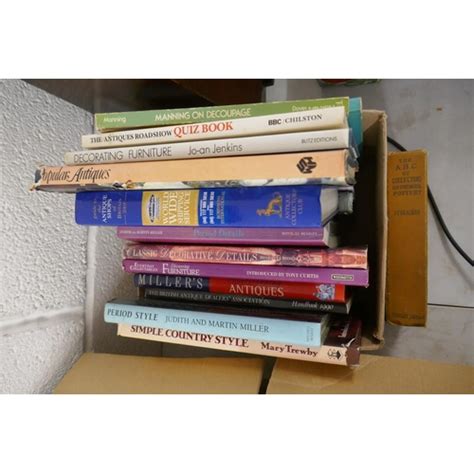 Collection Of Books On Antiques And Collectables
