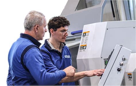 Programador CNC Ventajas Y Posibilidades De Este Trabajo