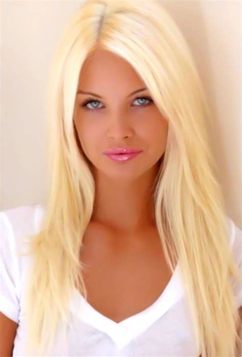 Pin By Timothy Brown On Strike A Pose 2 Blonde Beauty Hot Blonde