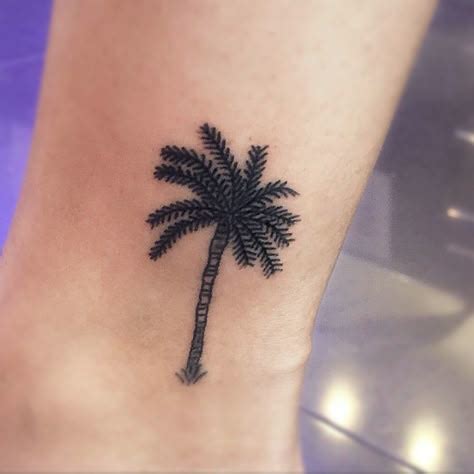 370 meilleures idées sur Tatouage Palmier tatouage palmier tatouage