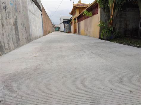 Dinas SDABMBK Kota Medan Tuntaskan Pembetonan Jalan Swadaya Gg Chi Kung