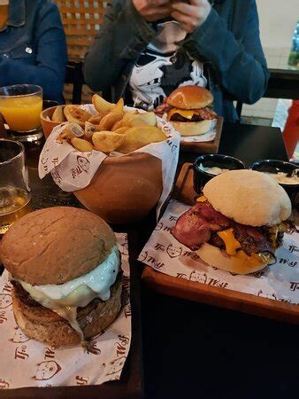 The Wolf Hamburgueria Gravatal Restaurant Reviews Photos Phone Number Tripadvisor