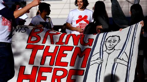 Us To Take Australia Asylum Seekers On Nauru And Manus Island Bbc News