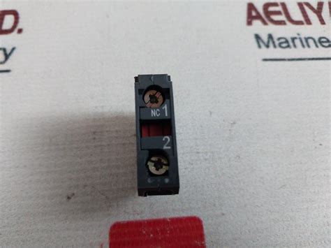 Schneider Electric Zbe-102 Contact Block - Aeliya Marine