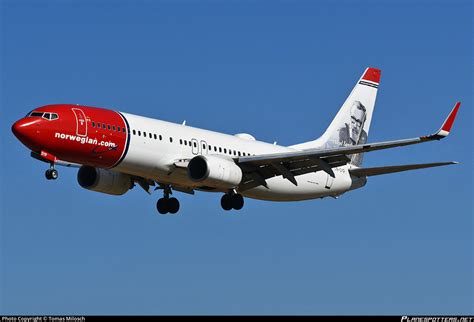 LN DYP Norwegian Air Shuttle Boeing 737 8JP WL Photo By Tomas Milosch