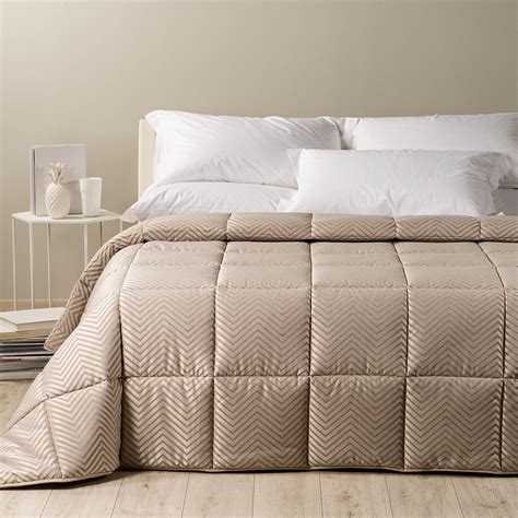 Trapunta Invernale In Raso Jacquard Every By Caleffi