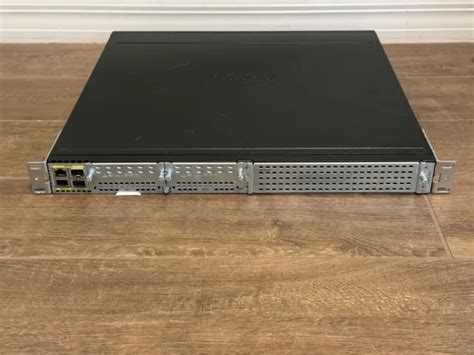 Cisco Isr4331k9 Integrated Services Router No Clock Issue Eur 4492