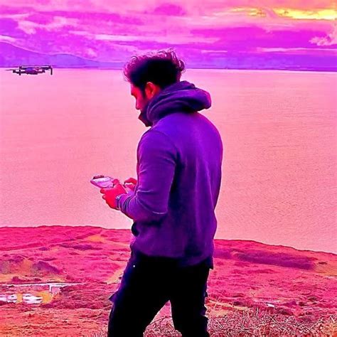 B O N Bonnyjames Threads Say More