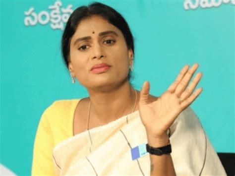Hyderabad Ys Sharmila Booked For Remarks Against Kcr In Tspsc Case