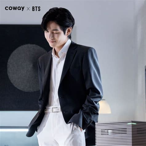 방탄소년단 뷔 화보 천재의 독보적 아우라세계 미남 1위의 위엄 Zum 뉴스 방탄소년단 뷔 화보 천재의 독보적 아우라세계 미남 1위의 위엄 Zum 뉴스