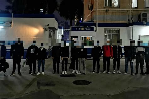 9名程序员被抓！这次真的活该 搜狐大视野 搜狐新闻