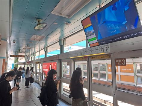 秒懂車廂擁擠度！北捷獨家研發月台「導引光條」 即起新增這2站 蕃新聞