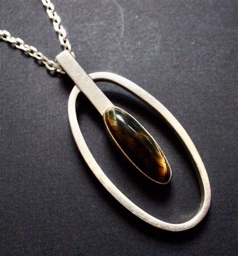 Sidney Beddall Tiger Eye Set Silver Modernist Pendant On A Chain Sheffield 1975 Ref S 933