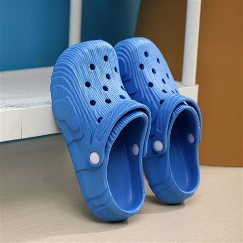 Mens Clogs Slip On Closed Toe Sandals Soft Sole Walking Shoes Outdoor