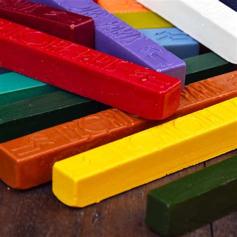 Made in France sealing wax to decorate your invitation and creations.