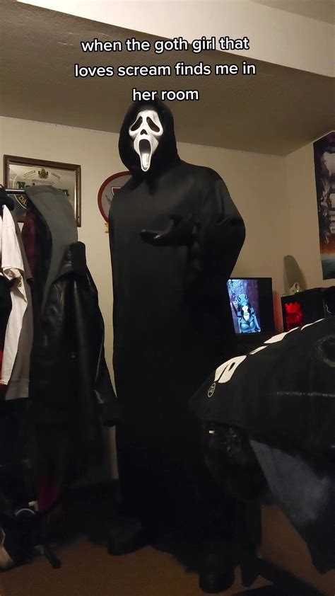 When Ghostface Has Noticed Vampy Rvampykinz