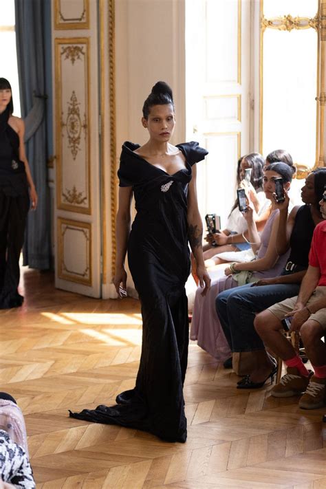 PEET DULLAERT Haute Couture Fall Winter 2024 Show Peet Dullaert