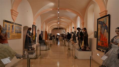 Descubre La Cultura Y El Arte Fallero En El Museo Fallero De Valencia