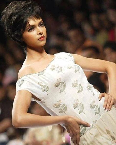 10 Old Rare Photos Of Deepika Padukone From Modeling Days Spideyposts