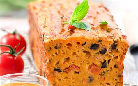 Cake au thon et à la tomate Elle Vire Recettes pour épater les copains Elle Vire