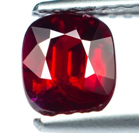 Intense “royal Red” Ruby 1 00 Ct Catawiki