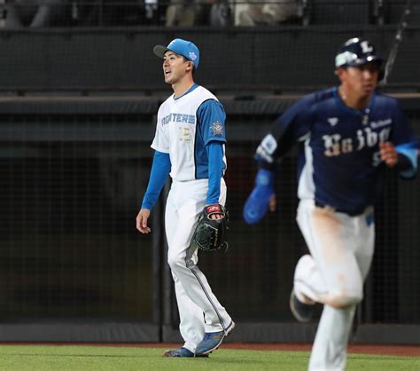 【日本ハム】上沢直之ワースト9失点「ただただ申し訳ない」新球場で制球定まらず2戦11四死球 プロ野球写真ニュース 日刊スポーツ