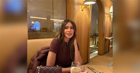 Sofia Vergara Shows Some Cleavage During Nyc Outing Photos