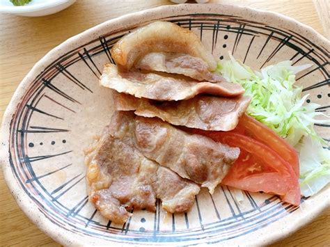 【昼食】豚肉の生姜焼き｜食事サービス｜【公式】有料老人ホーム エデンの園｜聖隷福祉事業団
