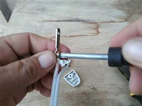 Connecting The Male Plug To The Wire Youtube
