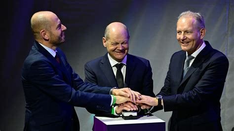 Grüner Wasserstoff Siemens Energy Und Air Liquide Eröffnen Gigafactory