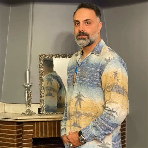 از لحظه های زندگیت لذت ببر شاید فردا زمانی نداشته باشی