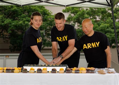 U S Army Japan Usarj Kicks Off Army Week Celebration