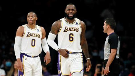 Lebron James In Nbas Virus Protocols Ruled Out Tuesday