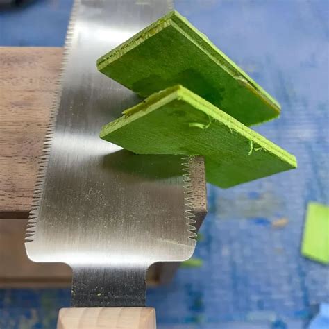 How To Make And Use A Spline Jig The Handyman S Babe