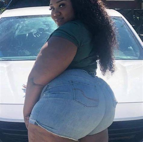 Nice ‘n Phat Big Women Fashion Curvy Woman Beautiful Curvy Women
