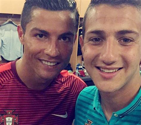 برشلونة وريال مدريد يتصارعان على رونالدو الجديد بوابة دار المعارف