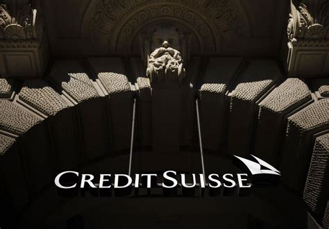 Notübernahme Durch Ubs Cs Integration Führt Zu 3000 Entlassungen In
