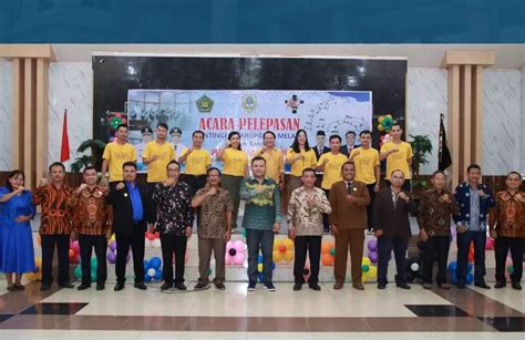 Bupati Dadi Lepas Kontingen Pesparawi Melawi Wakili Kalbar Di