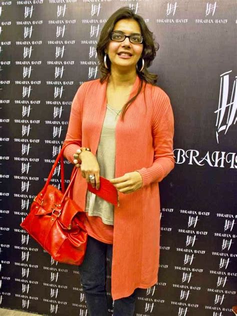 Pakistani Actresses Biography Hot Pictures Nida Yasir