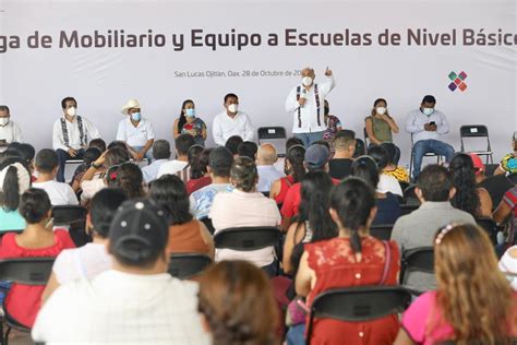 Realiza IEEPO histórica entrega de mobiliario escolar a 89 escuelas de