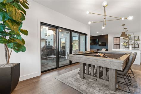 The Rooftop Terrace On The Square Thind Rentals