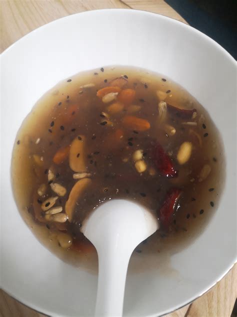 粉糊三粉糊山粉糊大山谷图库