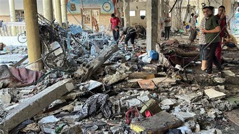 Nuova Strage A Gaza Raid Israeliano Provoca 100 Morti In Una Scuola