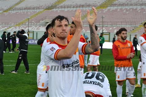 Messina 20 Convocati Per Il Derby Cè Buchel Out Crimi E Dumbravanu