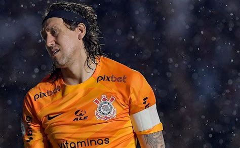 Presidente Do Corinthians Confirma Renovação De Cássio Até 2025 Em