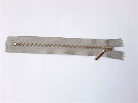 Zamek błyskawiczny metalowy suwak 16 cm szary 10140298517 oficjalne