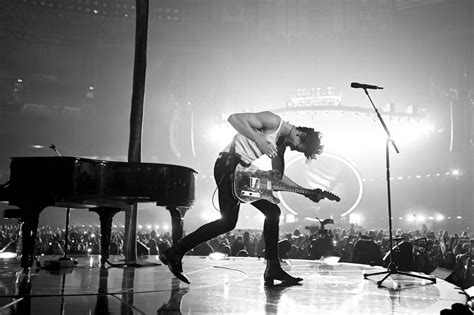 Camila Cabello Joins Shawn Mendes On Stage In Toronto