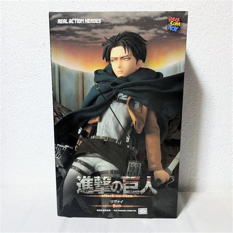 進撃の巨人 リアルアクションフィギュア 初回限定生産 メルカリ