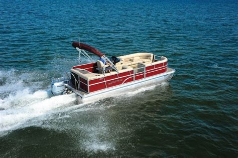 How Much Does A Pontoon Boat Weigh 7 Boats And Their Dry Weight
